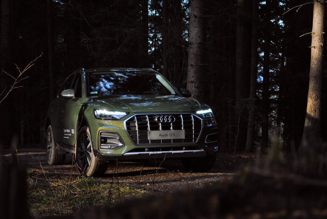 Audi Q5: Car Review - Lives On